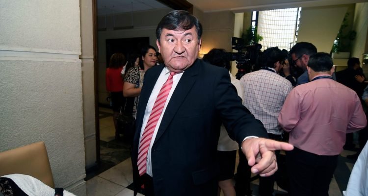 Venegas (DC): Los diputados "somos casi indigentes" comparado a "los ...